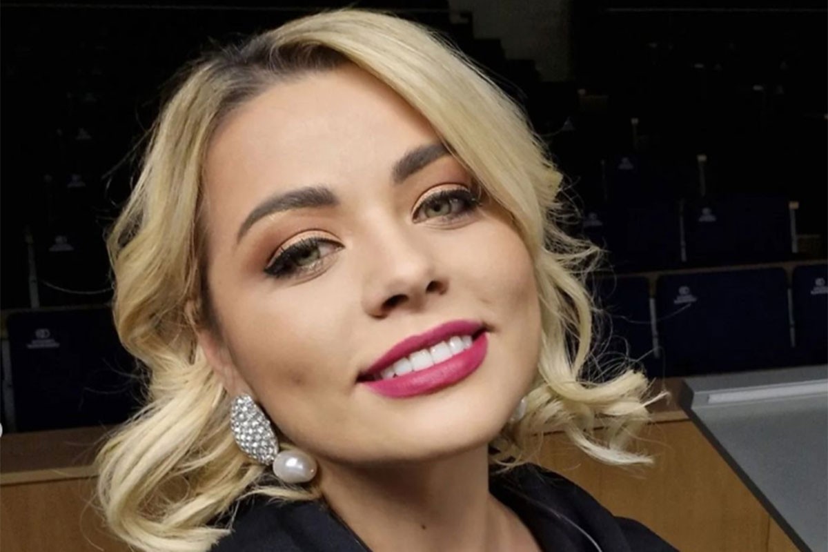 Andrea Šušnjara progovorila je o odlasku iz grupe Magazin Andrea Šušnjara progovorila je o odlasku iz grupe Magazin