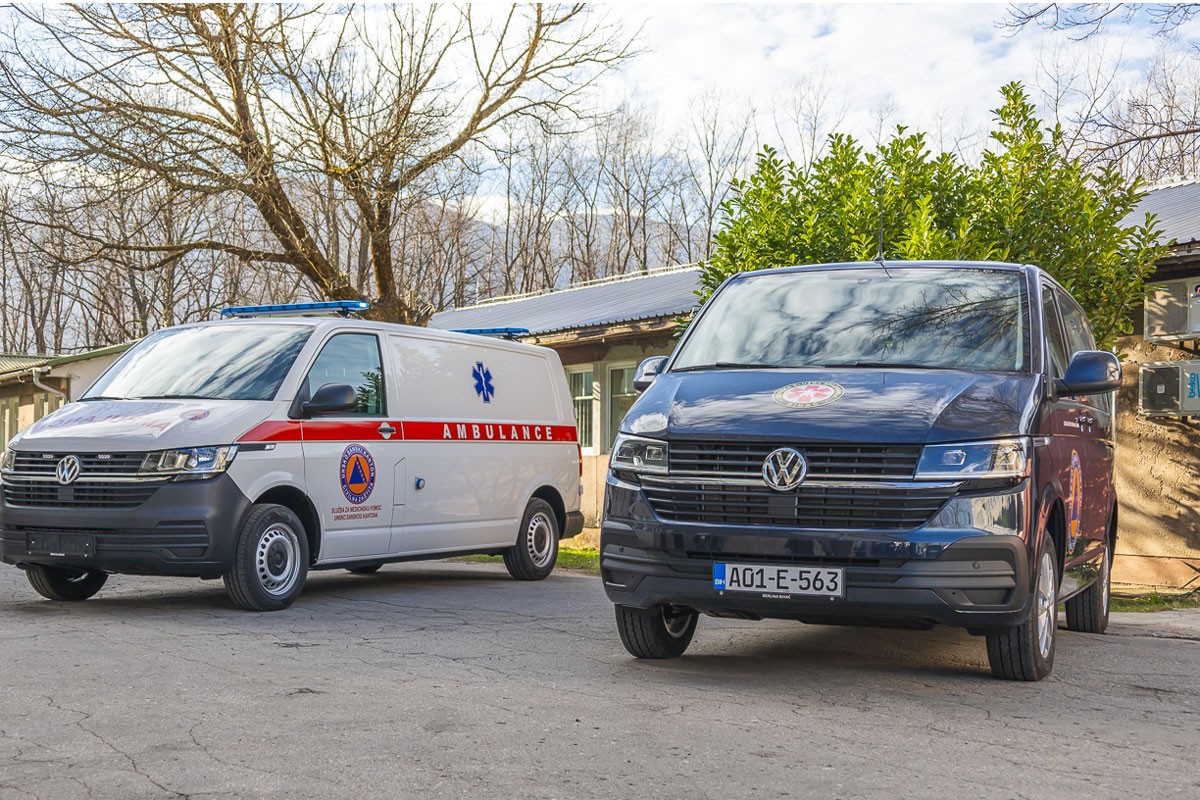 Bolnica i Gorska služba spasavanja dobili nova vozila Bolnica i Gorska služba spasavanja dobili nova vozila